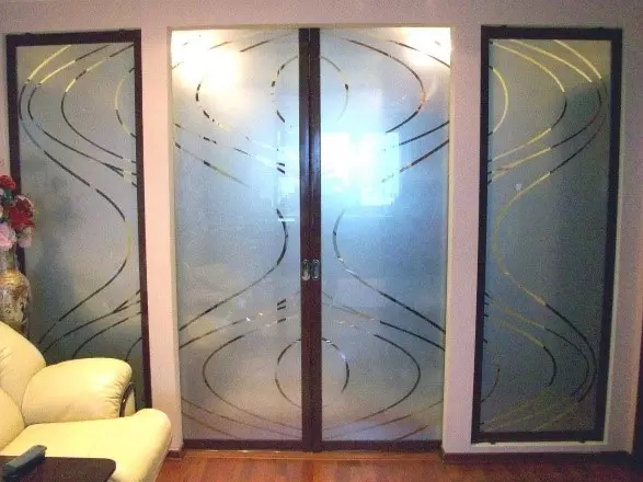 Խոհանոցի եւ հյուրասենյակի միջեւ լոգարիթմական դռներ + լուսանկար 5521_2