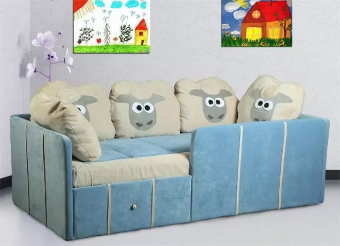 Sofas baby me anashkalime nga 3 vjet 5656_22