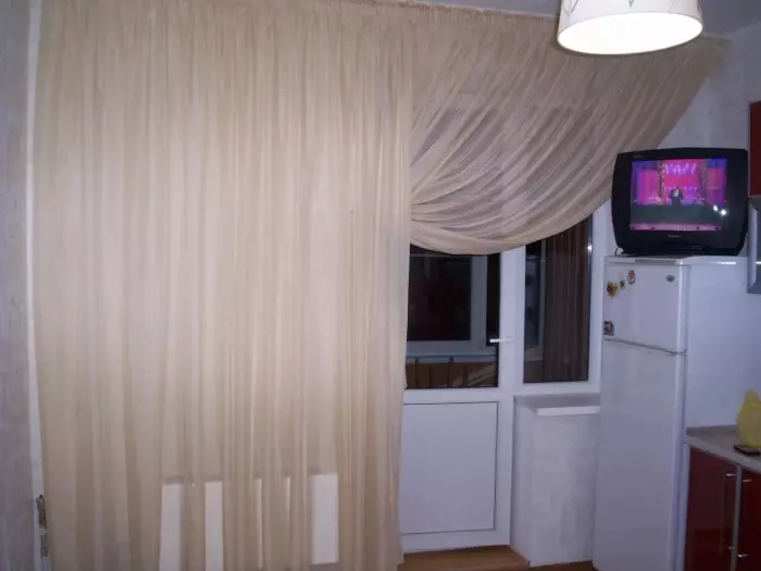 Tirai di dapur dengan pintu balkon + foto 5728_4