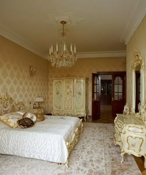 Baroque Bedroom + ဓာတ်ပုံ 5893_9