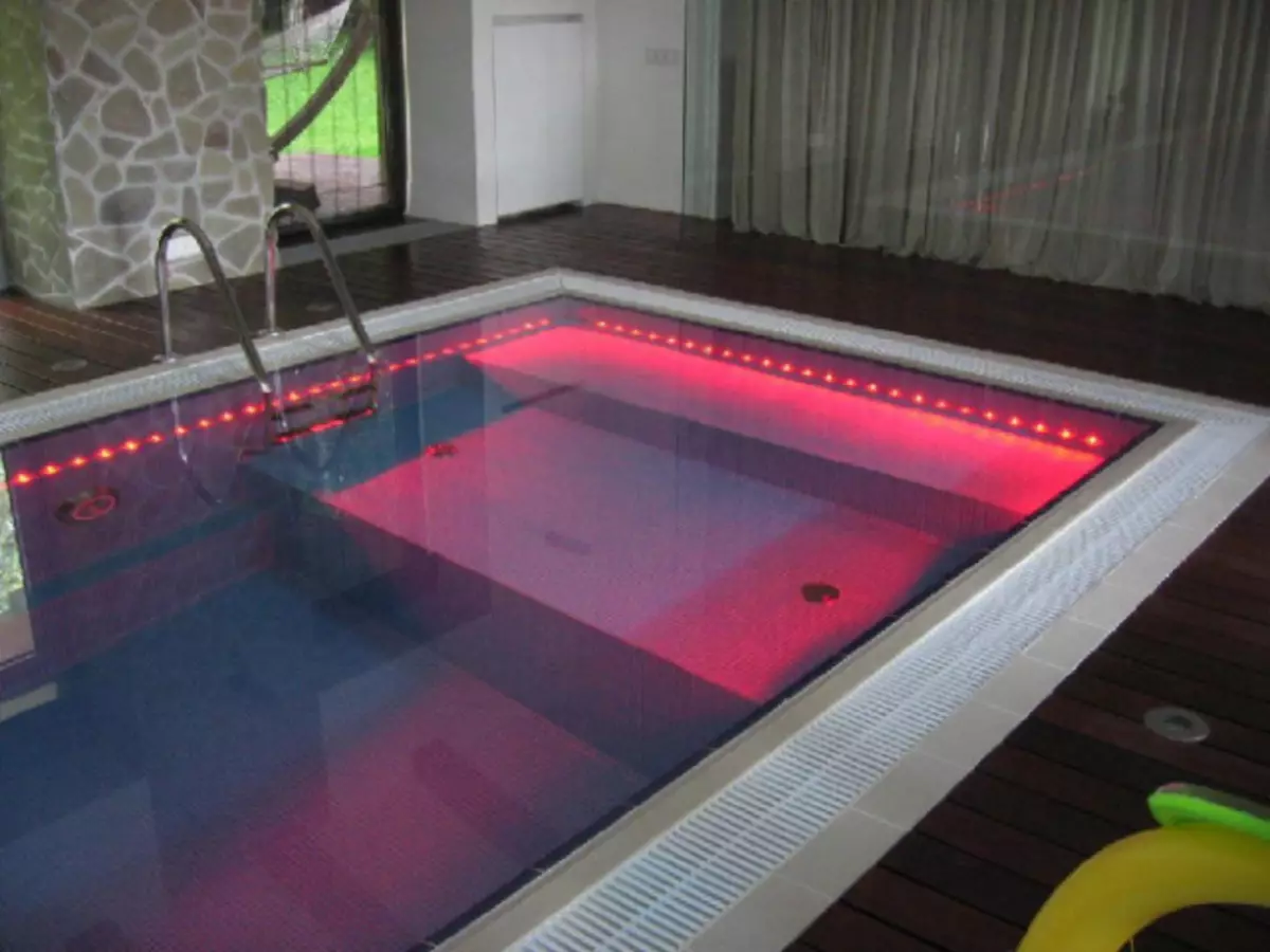 LED svjetla za kupanje