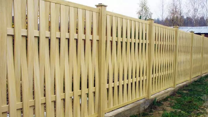 Πλεκτό ξύλινο φράχτη από σανίδες 636_11