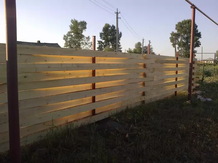 Gevlochten houten hek van planken 636_2