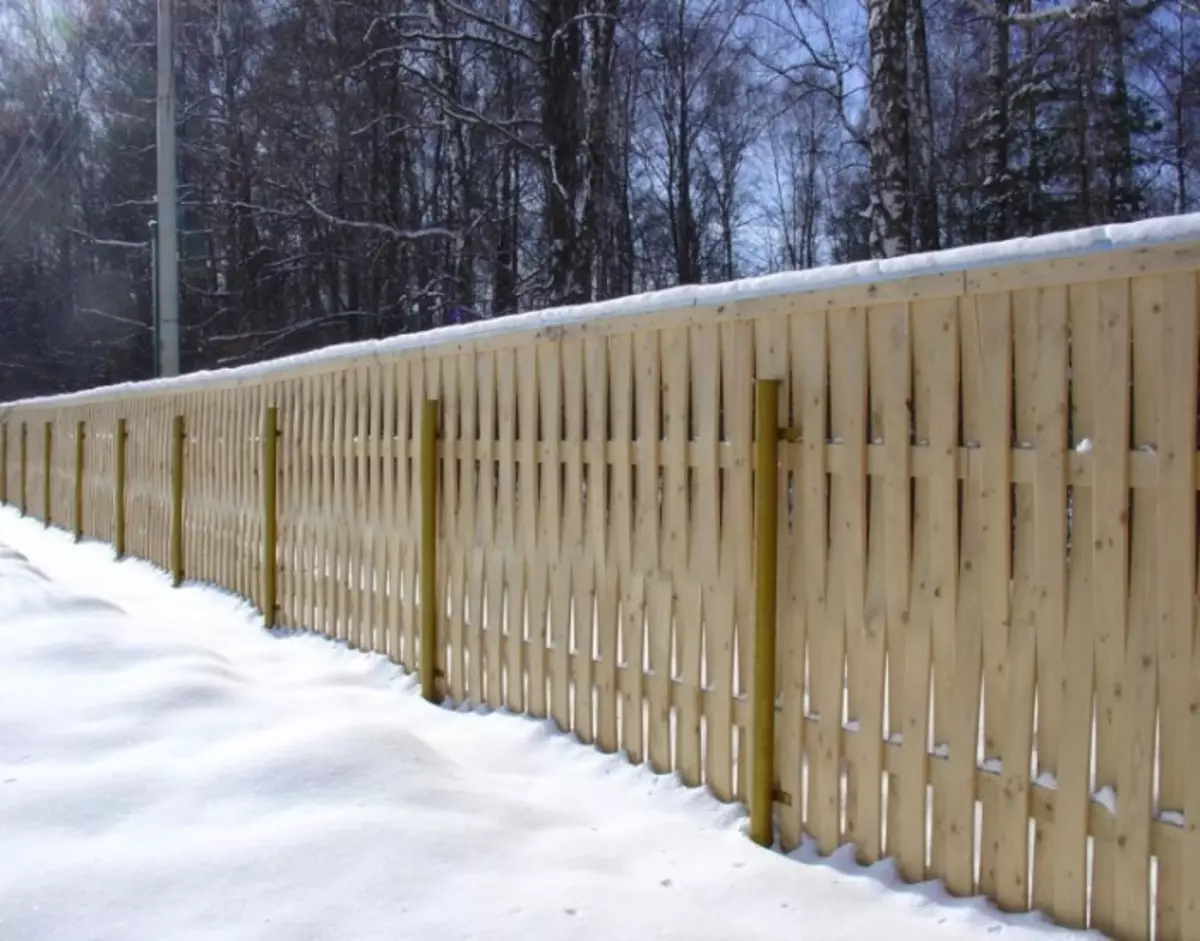 Hàng rào gỗ bện từ bảng 636_5