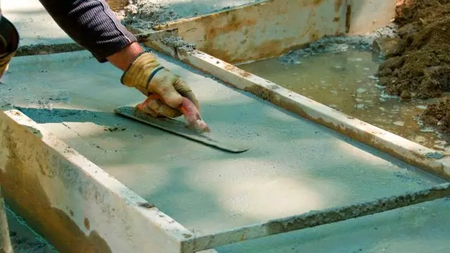 Hoe maak je een dak op de Erker: het apparaat van het Rafter-systeem, foto