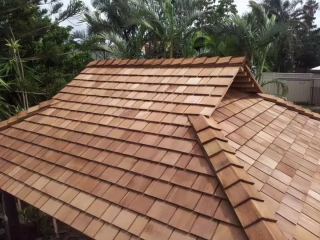 Semi-Walm Roof: Sling kerfi, teikna, mynd