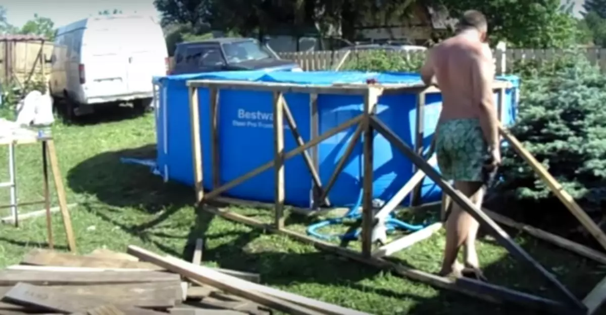 Cum să faci un podium pentru piscină la propriile mâini