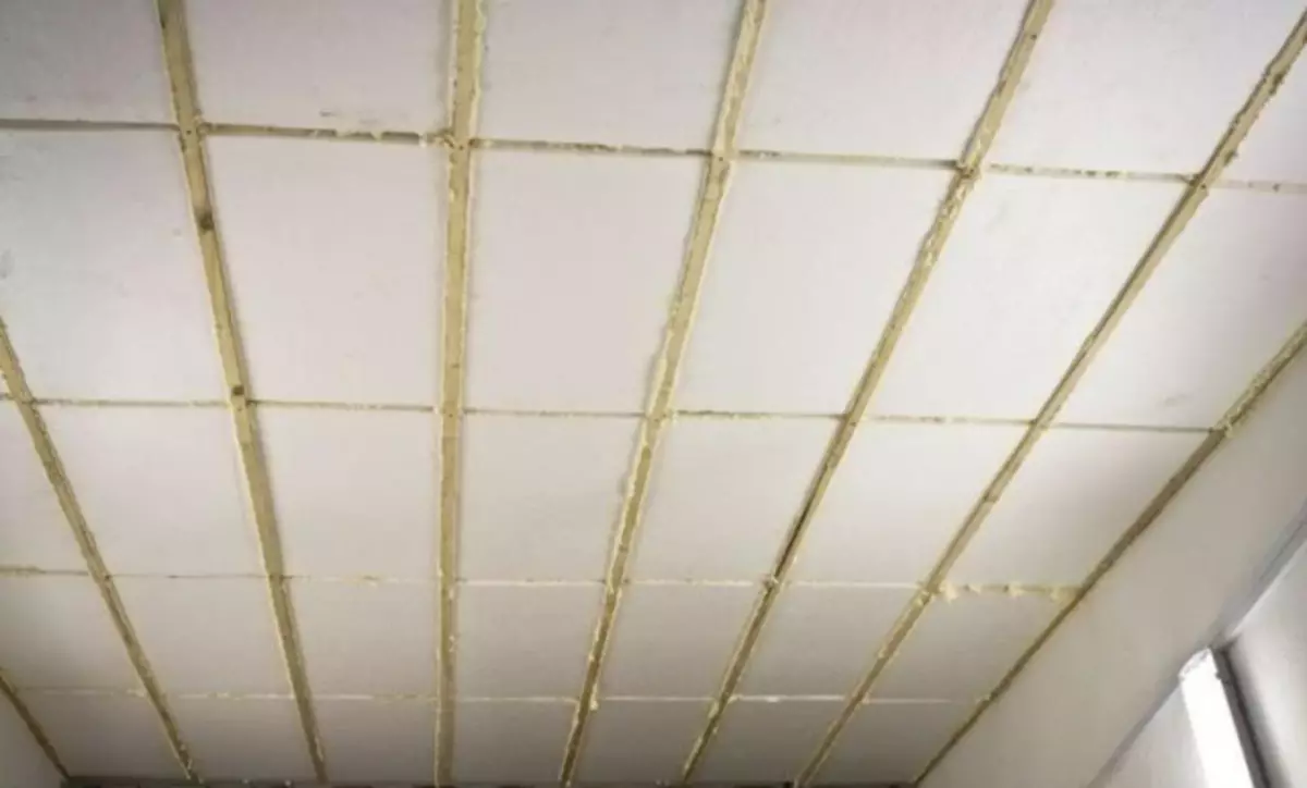 Streç tavan altında bir apartman dairesinde ses yalıtımı tavan: ses yalıtımı, yorumlar