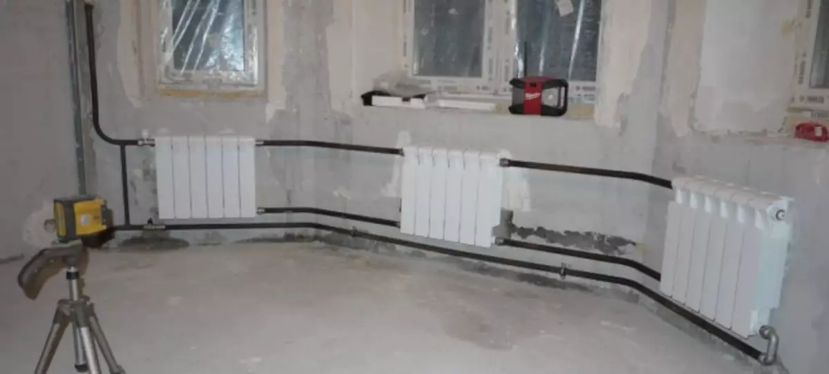 Heatingyladyş radiatorlarynyň bölümleriniň baglanyşyklary