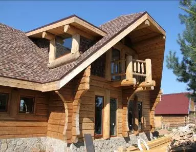 Kombinierte Häuser aus Stein und Holz + Projekte 840_12