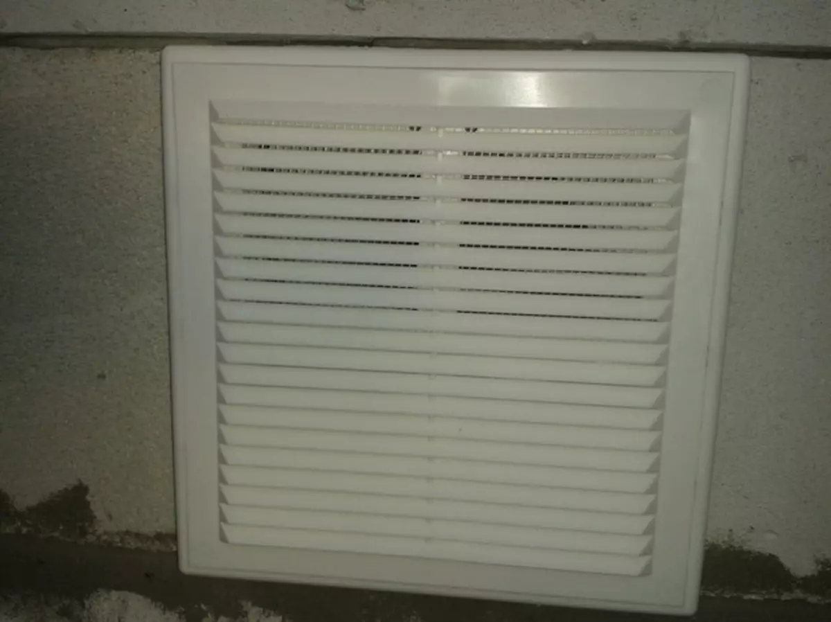 Natural ventilation in the garage 8772_7