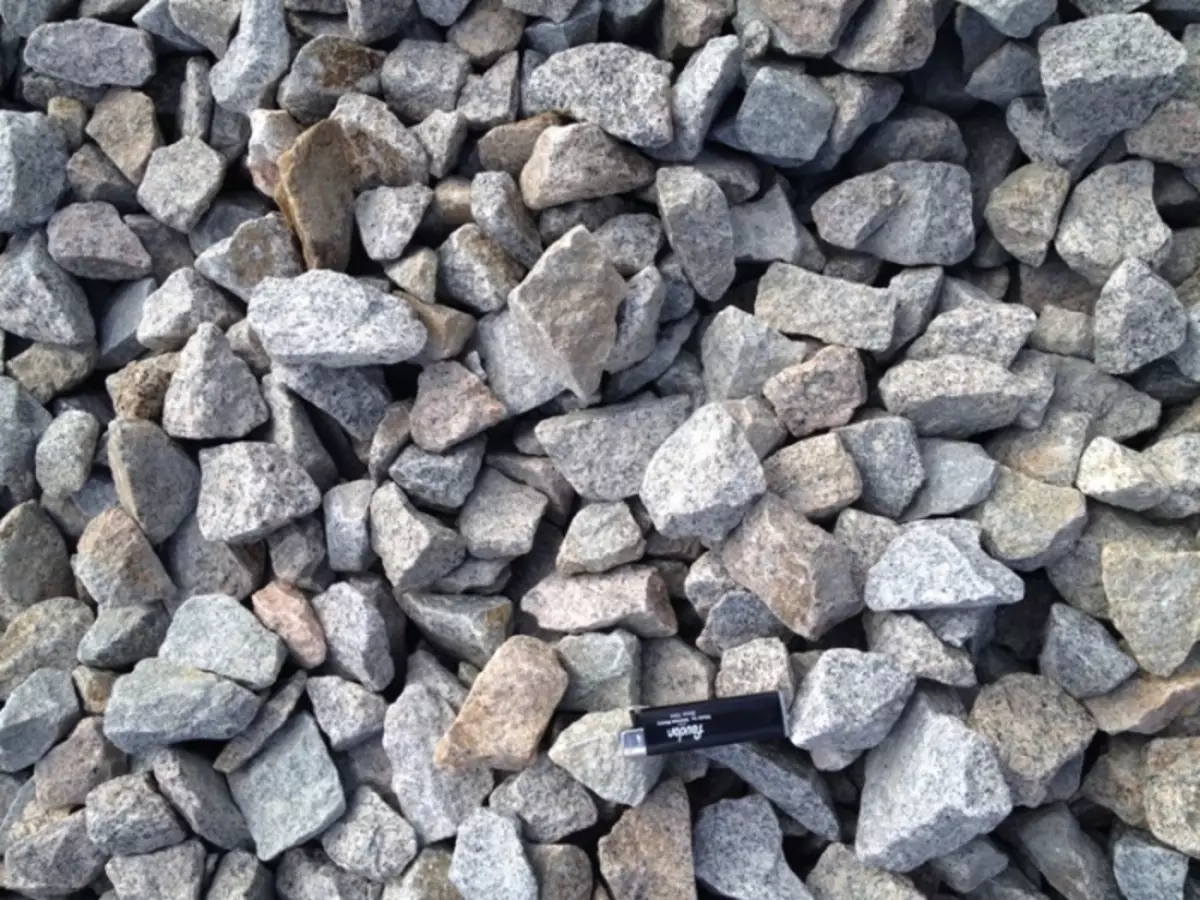 Rubble Foundation Kussing 8800_4