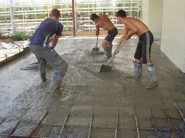 Strutturi tal-konkrit rinfurzati: deskrizzjoni, karatteristiċi 895_7