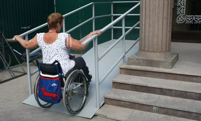 Rampos neįgaliesiems: įstatymas, reikalavimai ir normos 91_6